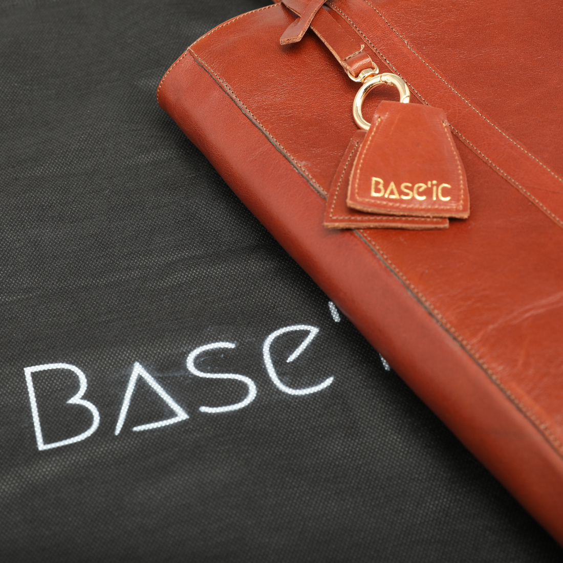 Handmade Leather Bags By Base'ic